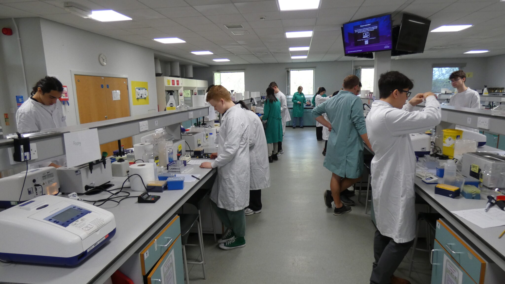 Four students selected to represent the UK at the International Biology ...